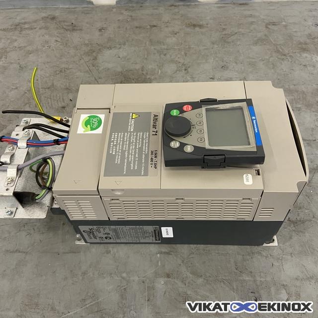 Variateur de vitesse 5.5 KW TELEMECANIQUE ALTIVAR type ATV71HU55N4 ...